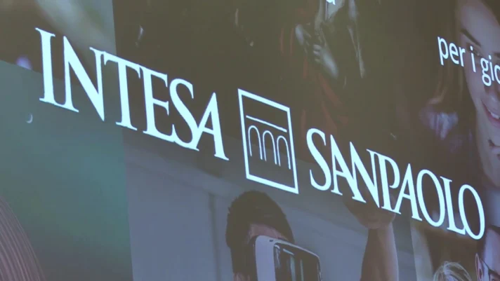 Intesa Sanpaolo, i conti del 2025: utile record a 9,3 miliardi